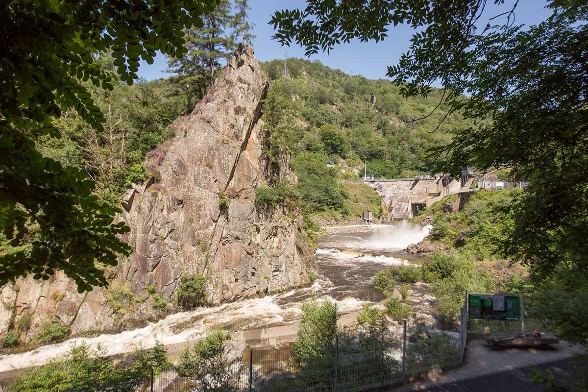 Grands sentiers de randonnée autour Brive-la-Gaillarde - Brive Tourisme
