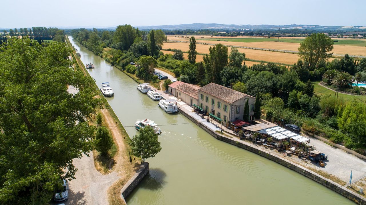 Écluse et port de Bram - Canal du Midi