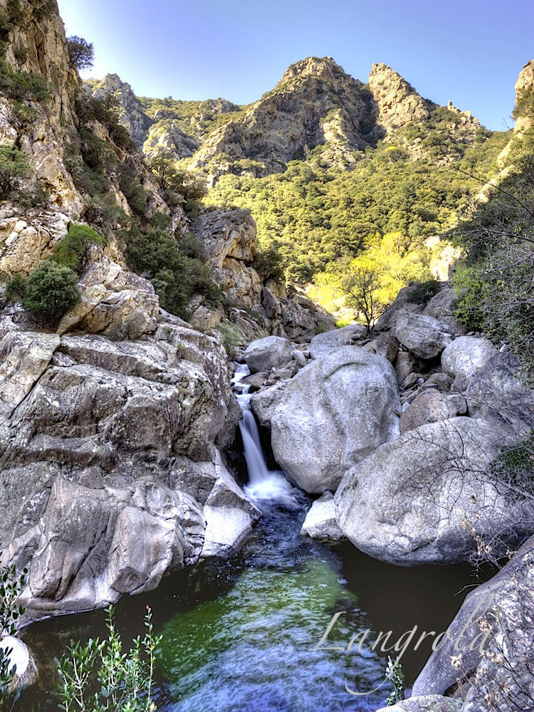 Balade rafraîchissante en famille dans les Gorges d'Héric, en Haut ...